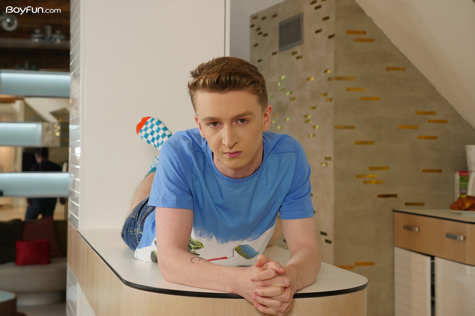 Alexander Light Solo | GayMobile.fr